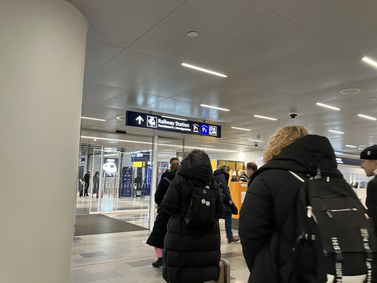 【移動方法】ヘルシンキ・ヴァンター国際空港⇔市内移動はHSLチケット1日乗車券がおすすめ～チケット購入方法【フィンランド旅行】 | えんぺらーたまりんの旅ログ